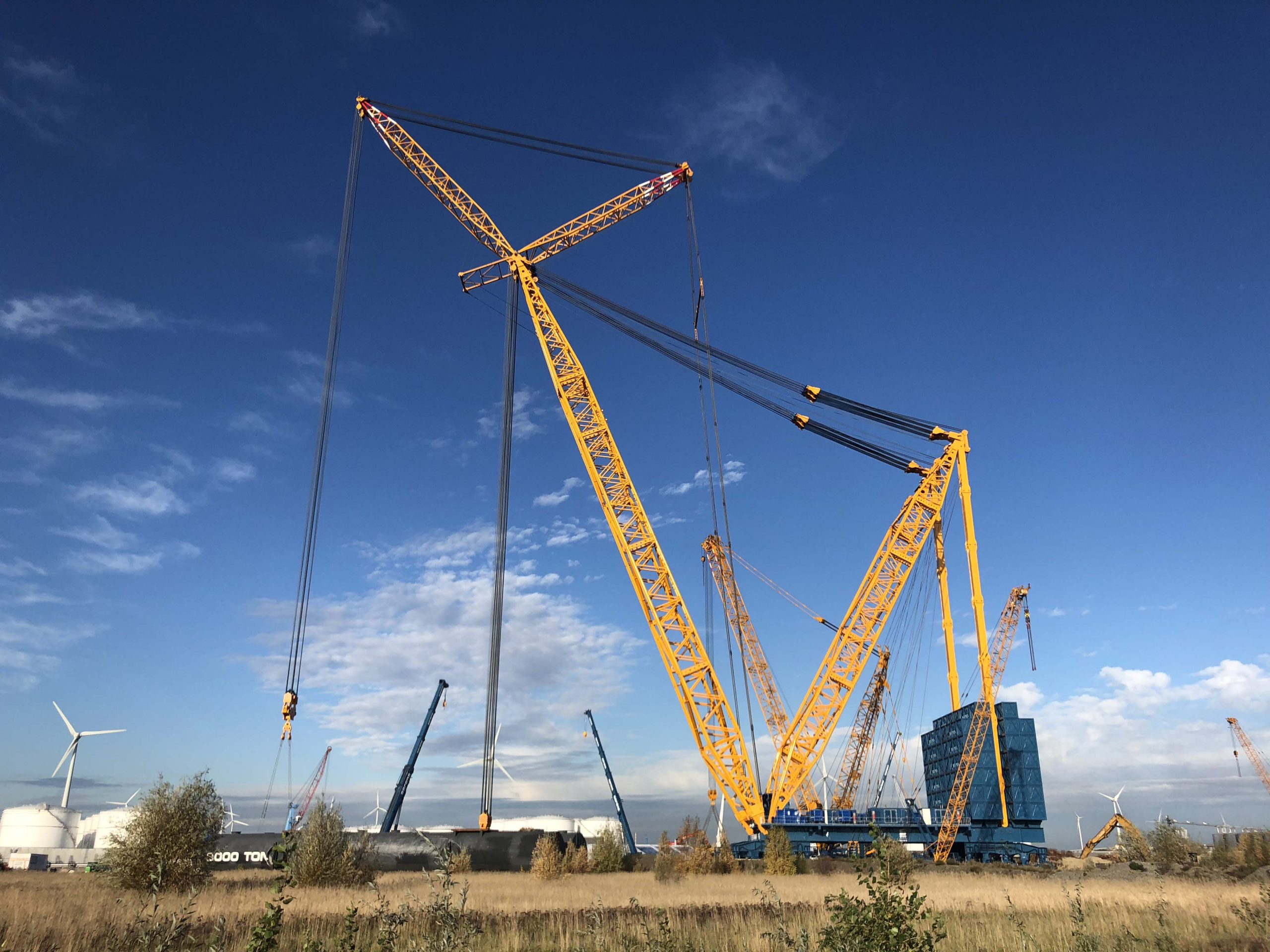 ArcelorMittal crane rails in the world’s largest crane ArcelorMittal crane rails in the world’s largest crane